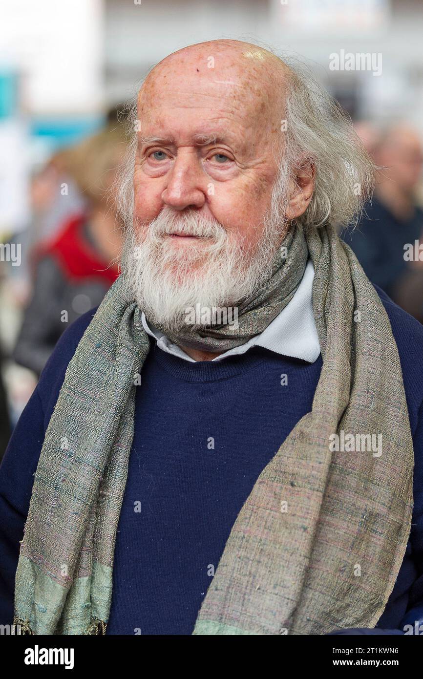 Brussels Books fair - The astrophysician Hubert Reeves comes to ...