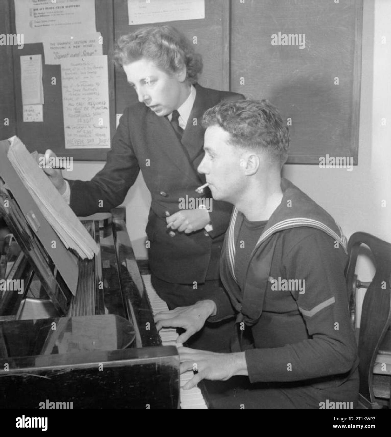 Wrens ww2 Black and White Stock Photos & Images - Alamy