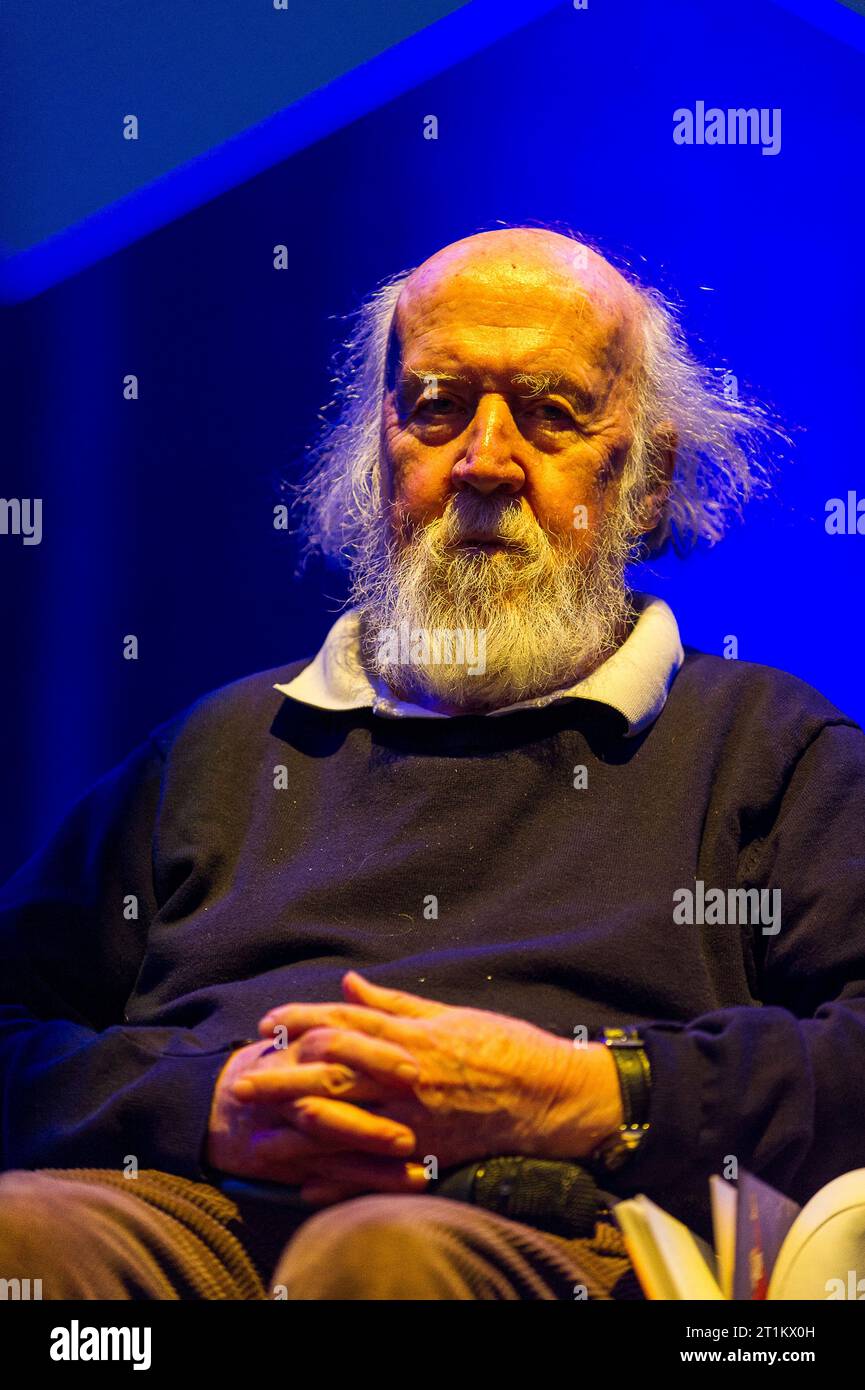 Brussels Books fair - The astrophysician Hubert Reeves comes to ...