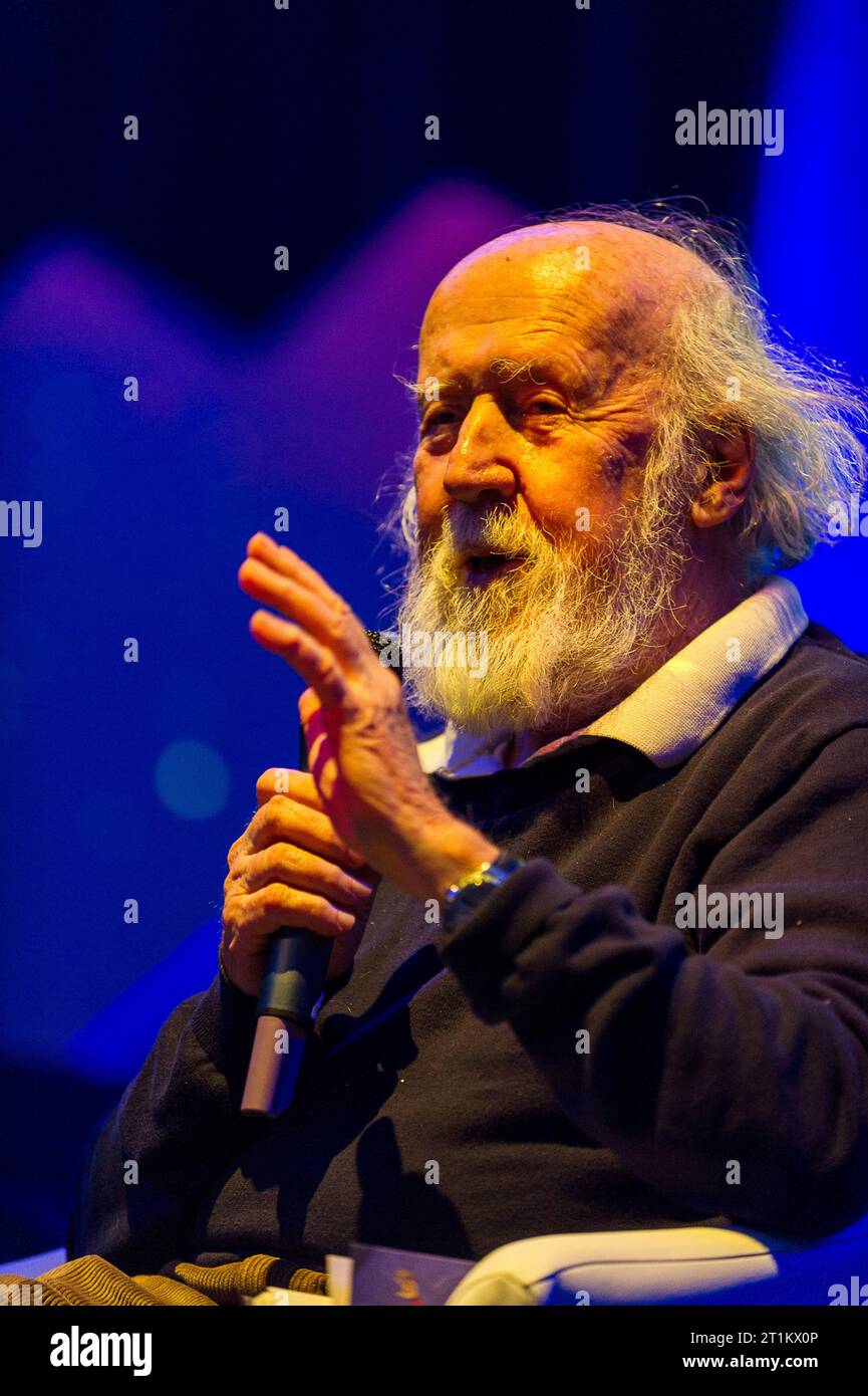 Brussels Books fair - The astrophysician Hubert Reeves comes to ...