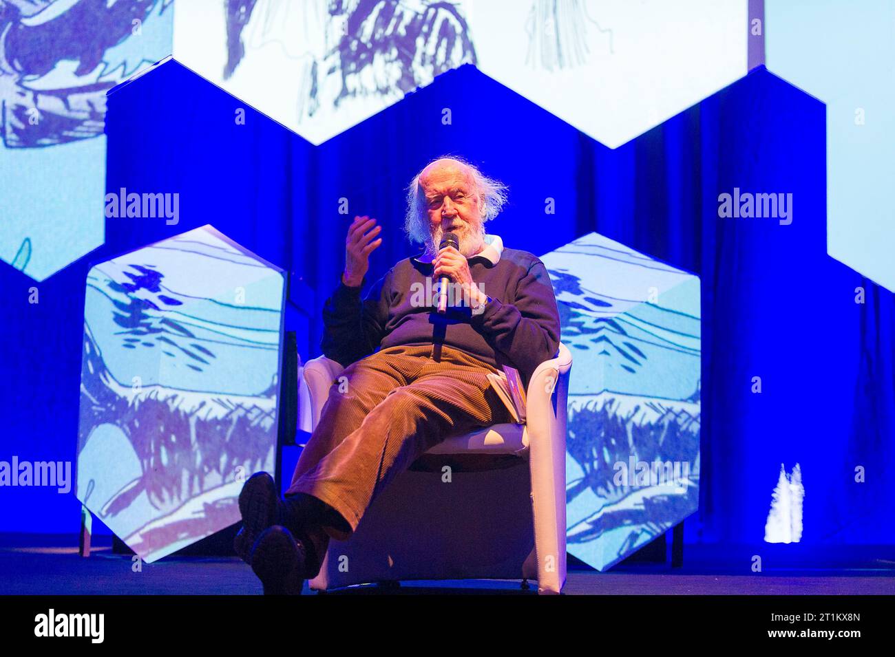 Brussels Books fair - The astrophysician Hubert Reeves comes to ...