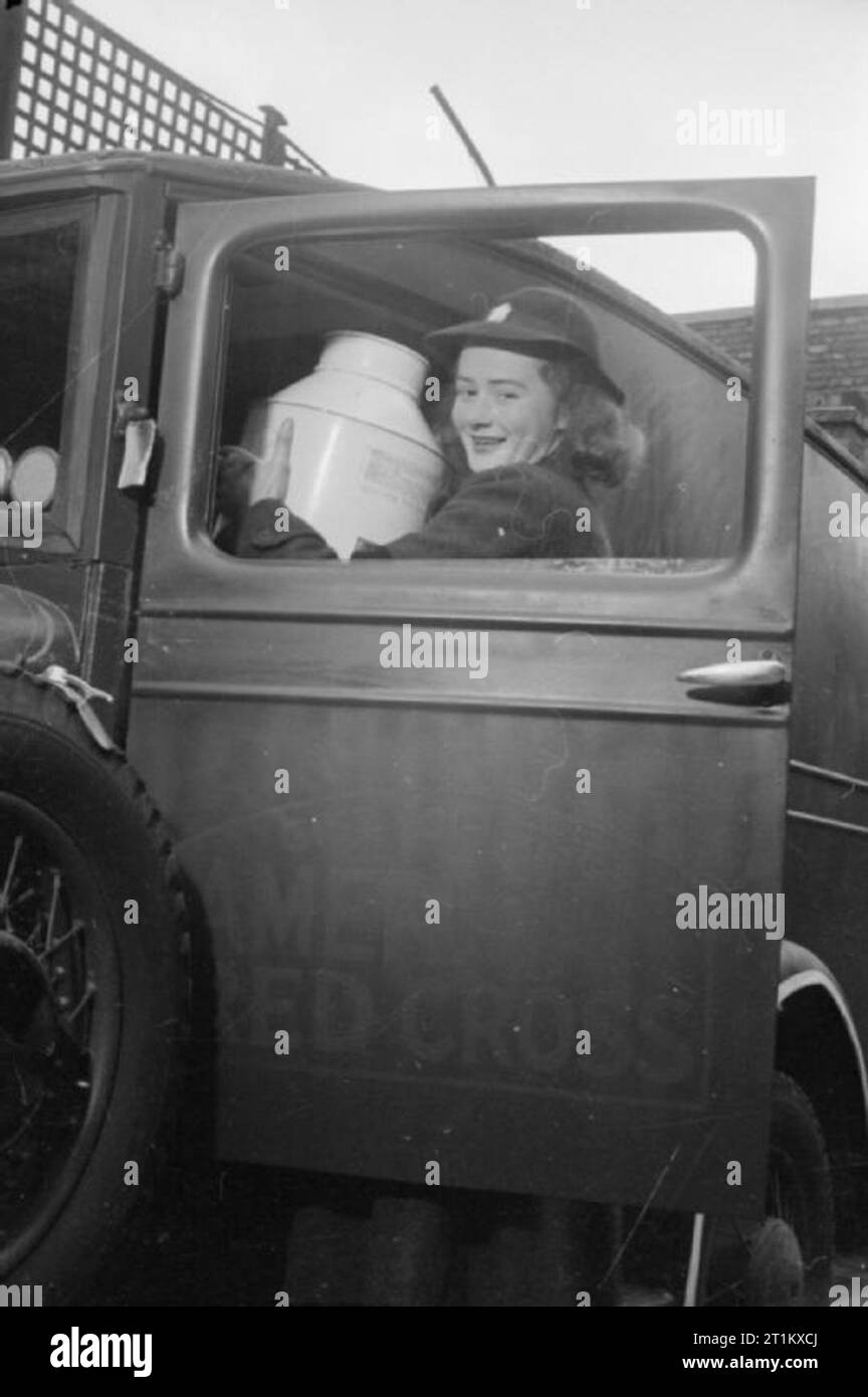 Blitz Canteen- Women of the Women's Voluntary Service Run a Mobile ...