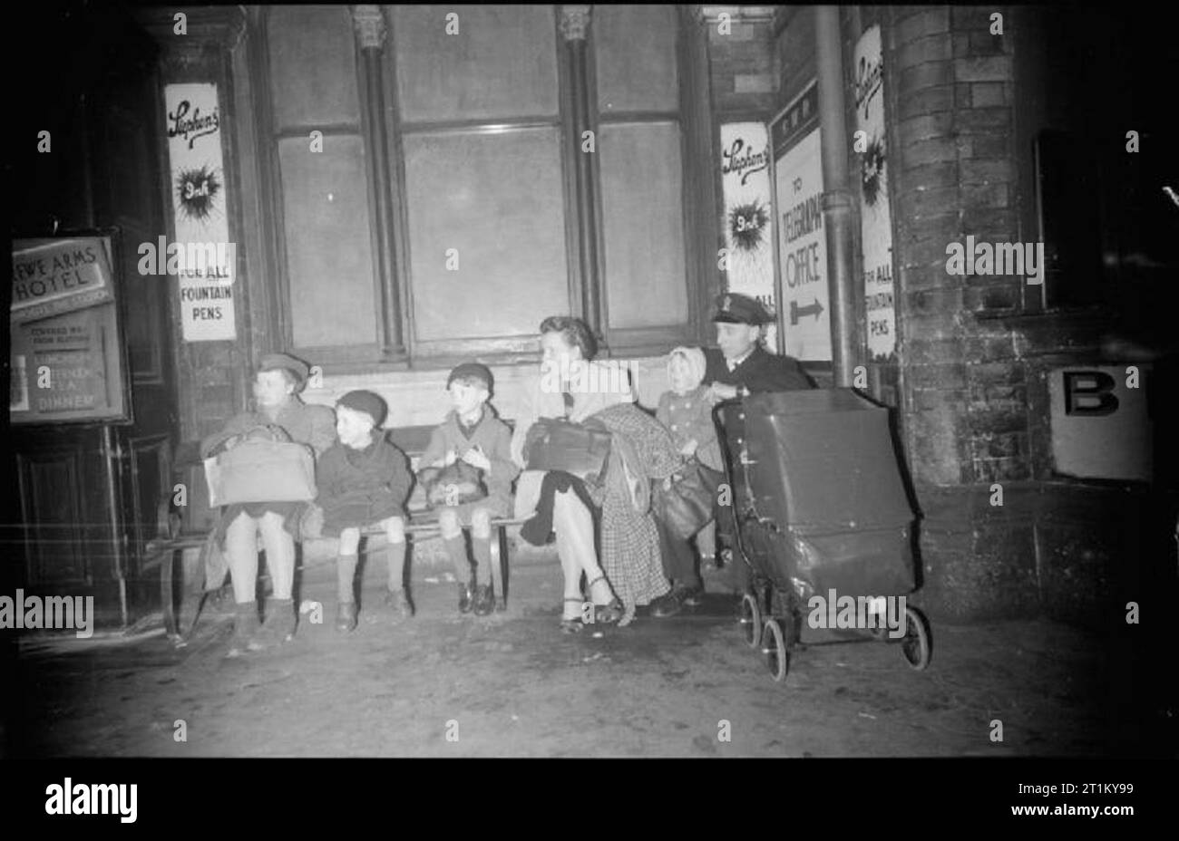 British Railways at War - Change at Crewe- Life at Crewe Railway ...