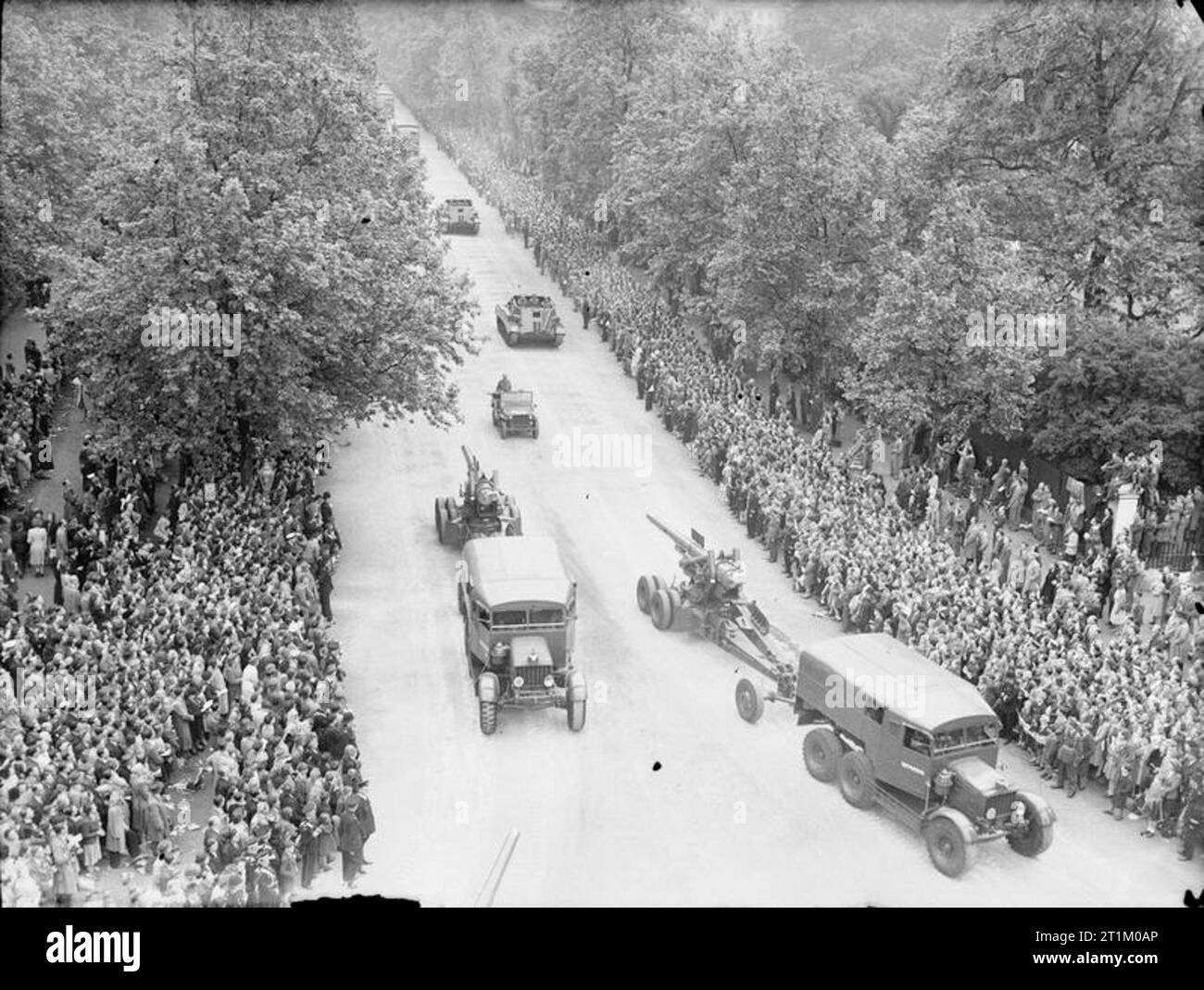 Allied Victory Parade in London, 1946 The Royal Artillery contingent in ...