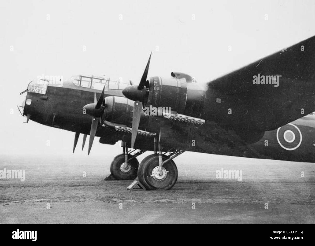 RAF Bomber Command 1939-1945 Avro Lancaster Mk II, with Britsol ...
