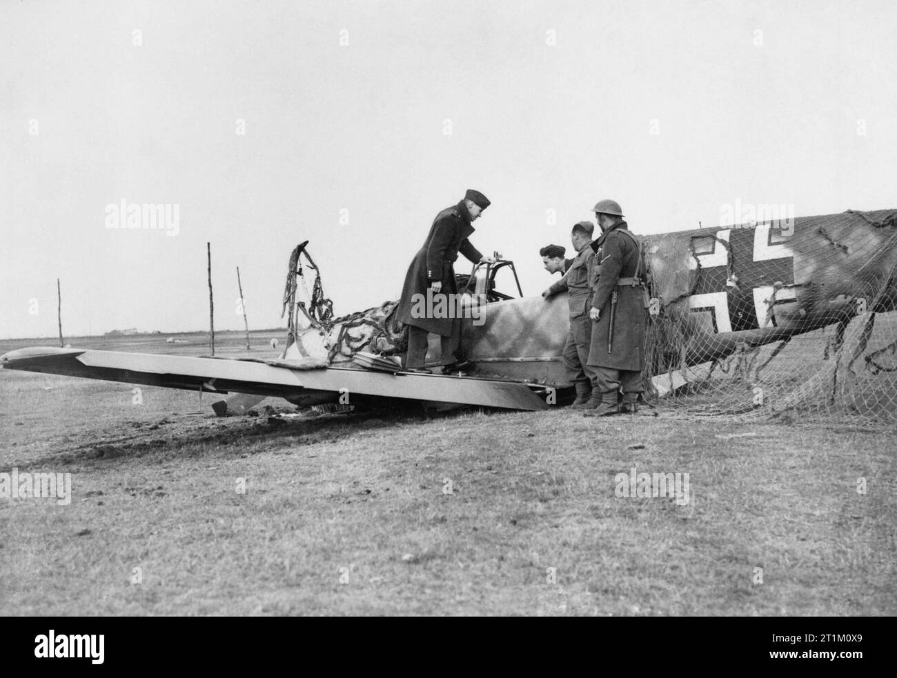 The Battle of Britain RAF personnel and soldiers inspect Messerschmitt ...