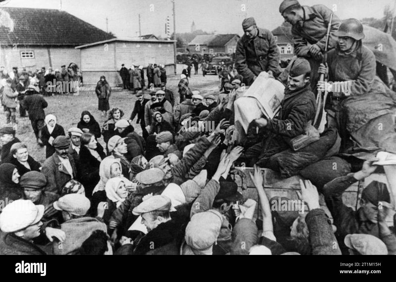 The German-soviet Invasion of Poland, 1939 Red Army soldiers ...