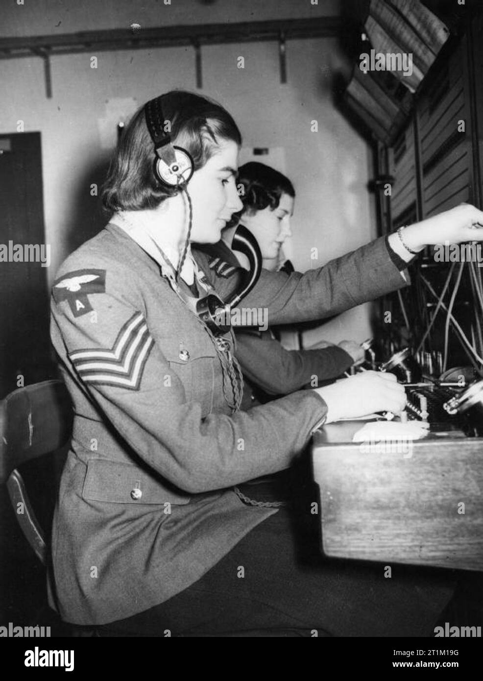 Women's Auxiliary Air Force, 1940 Telephone switchboard operators at ...