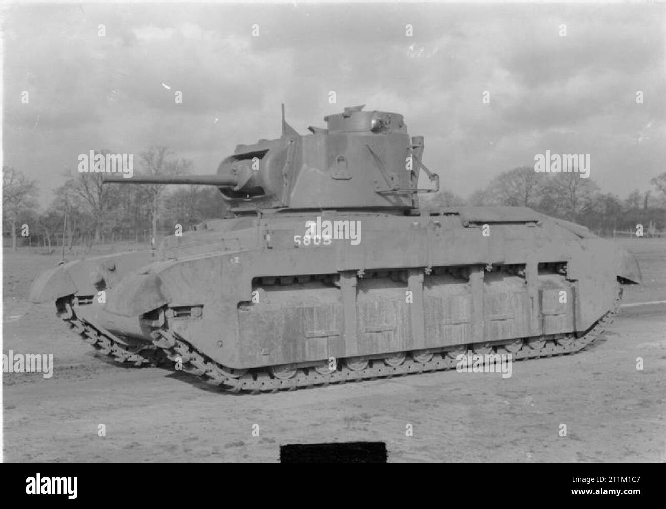 British Tanks and Armoured Fighting Vehicles 1939-45 Infantry Tank Mk ...
