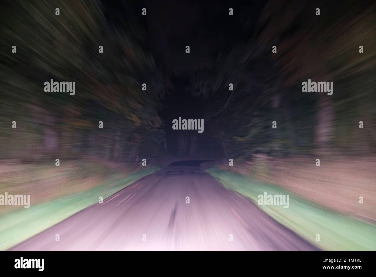 Route forestière hi-res stock photography and images - Alamy