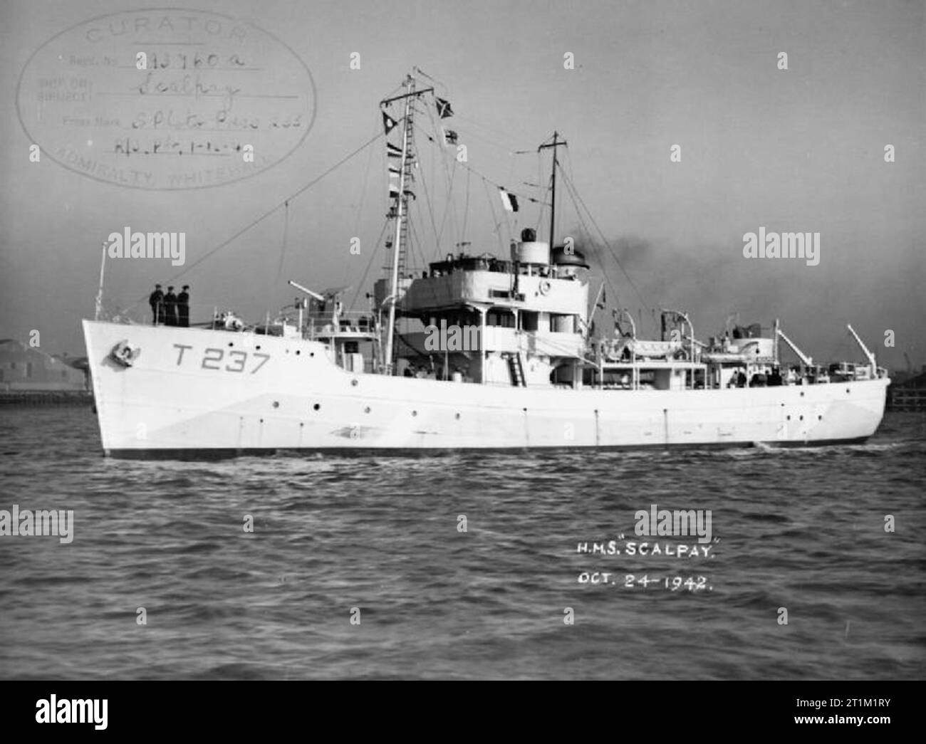 Hmt Scalpay HMS SCALPAY, Isles Class Trawler (T 237), Underway Stock ...