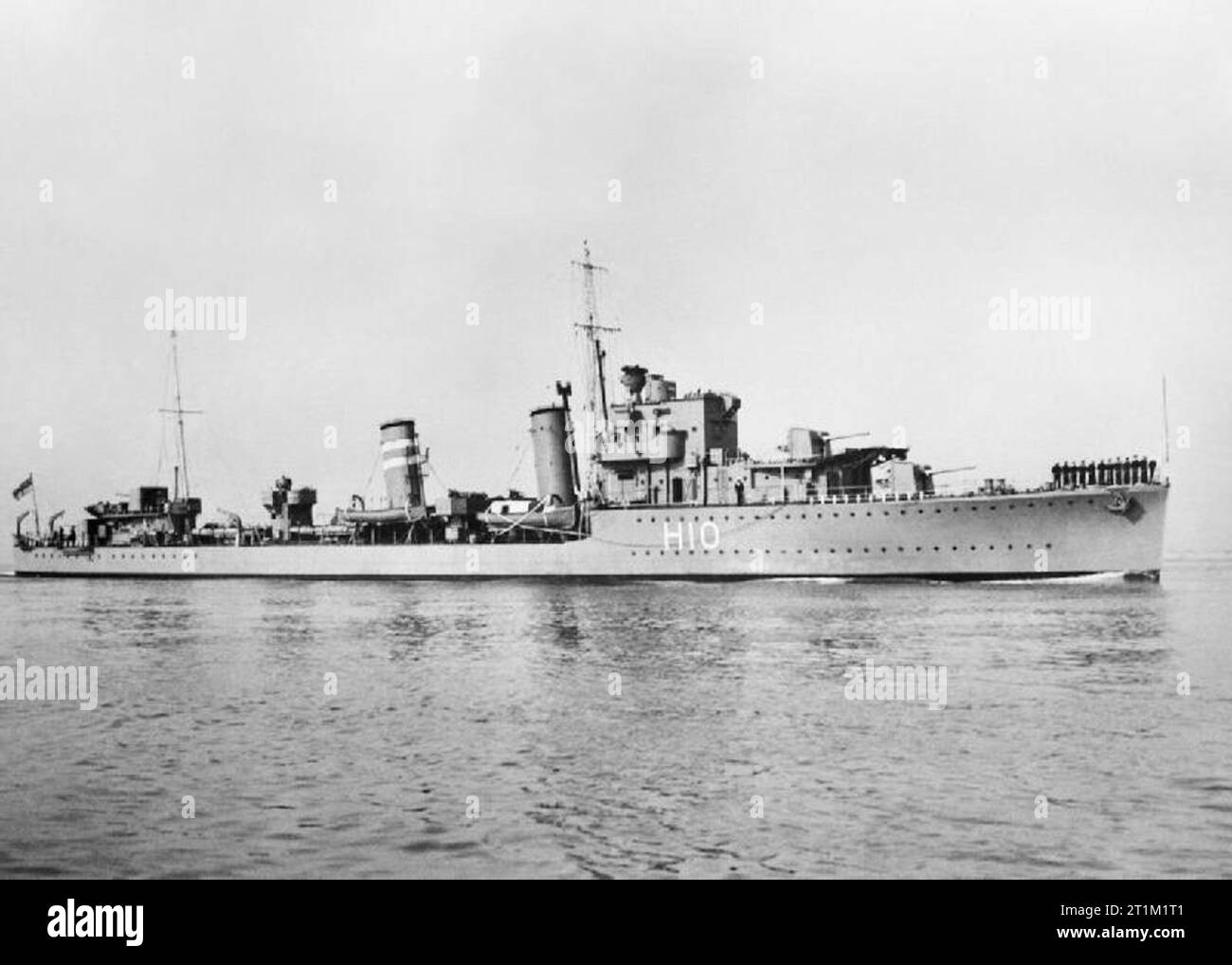 British E class destroyer HMS Encounter Stock Photo - Alamy