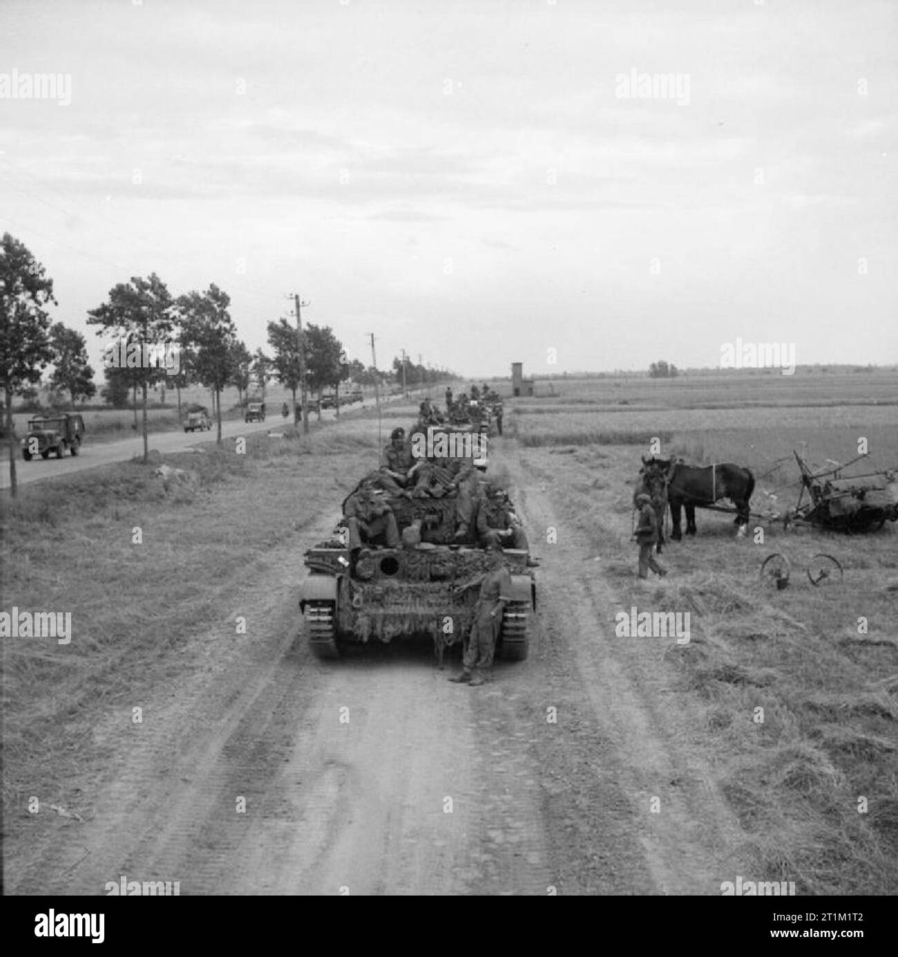 The British Army in Normandy 1944 Cromwell tanks of 7th Armoured ...