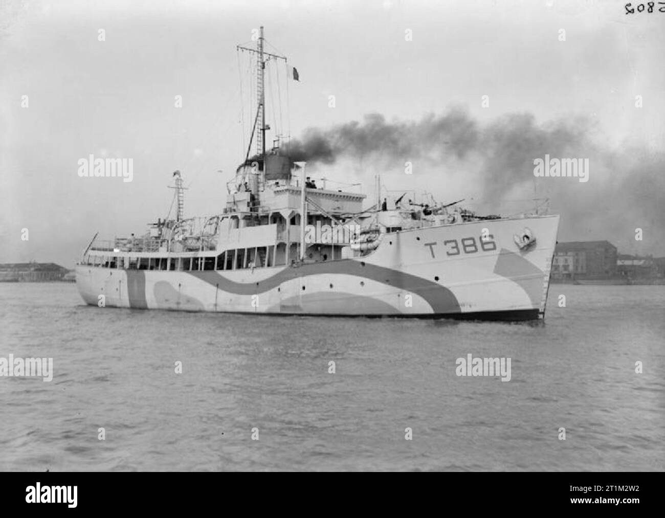 British naval trawler HMS Harris. She was later the mercantile Lyngas ...