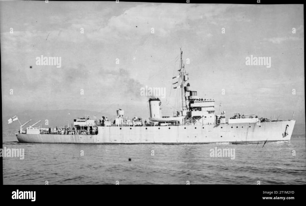 HMS Albacore Underway, from the builders Stock Photo - Alamy