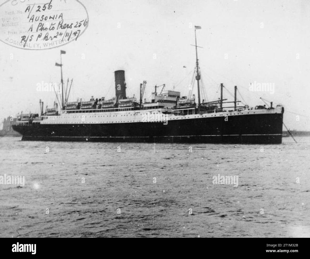Cunard steamship hi-res stock photography and images - Alamy