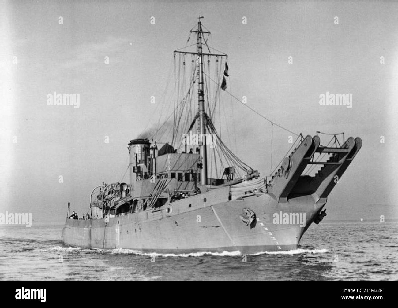 HMS Barfoot Underway Stock Photo - Alamy