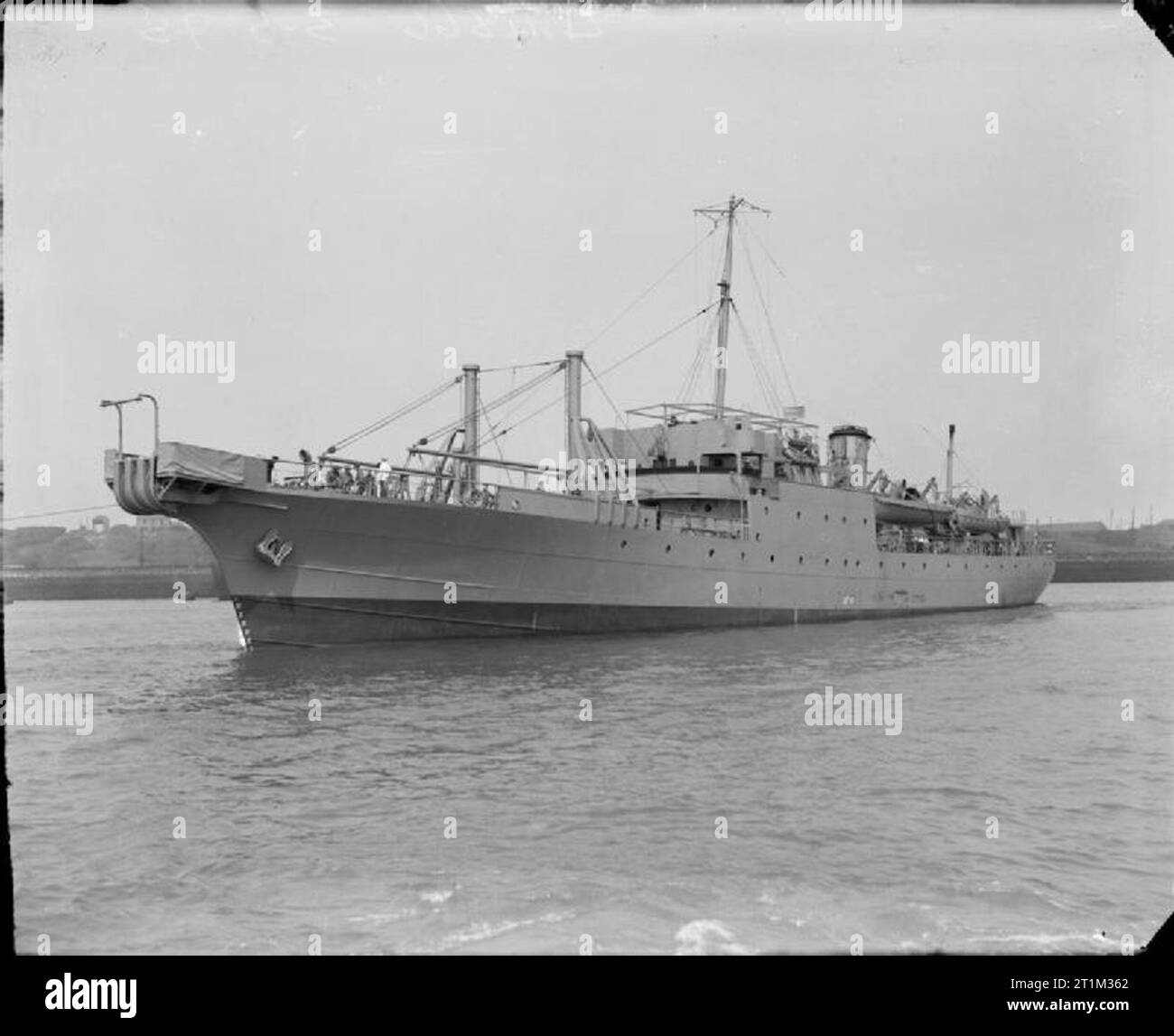 HMS Bullhead Under tow on the Tyne Stock Photo - Alamy