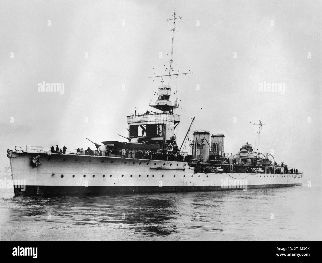 HMS Dragon Underway on completion Stock Photo - Alamy