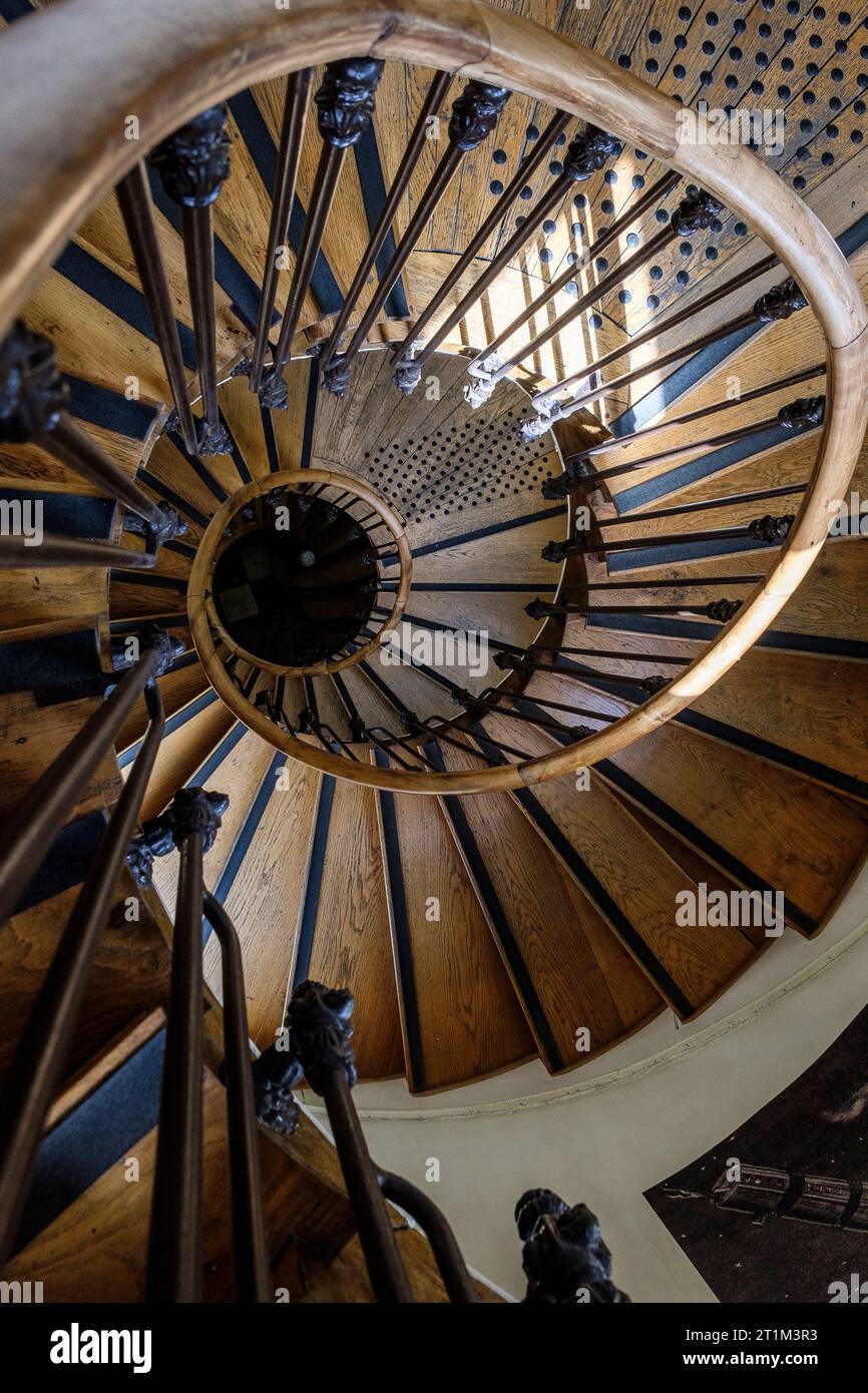 The famous writer's mansion Jules Verne in Amiens | Maison du celebre ...