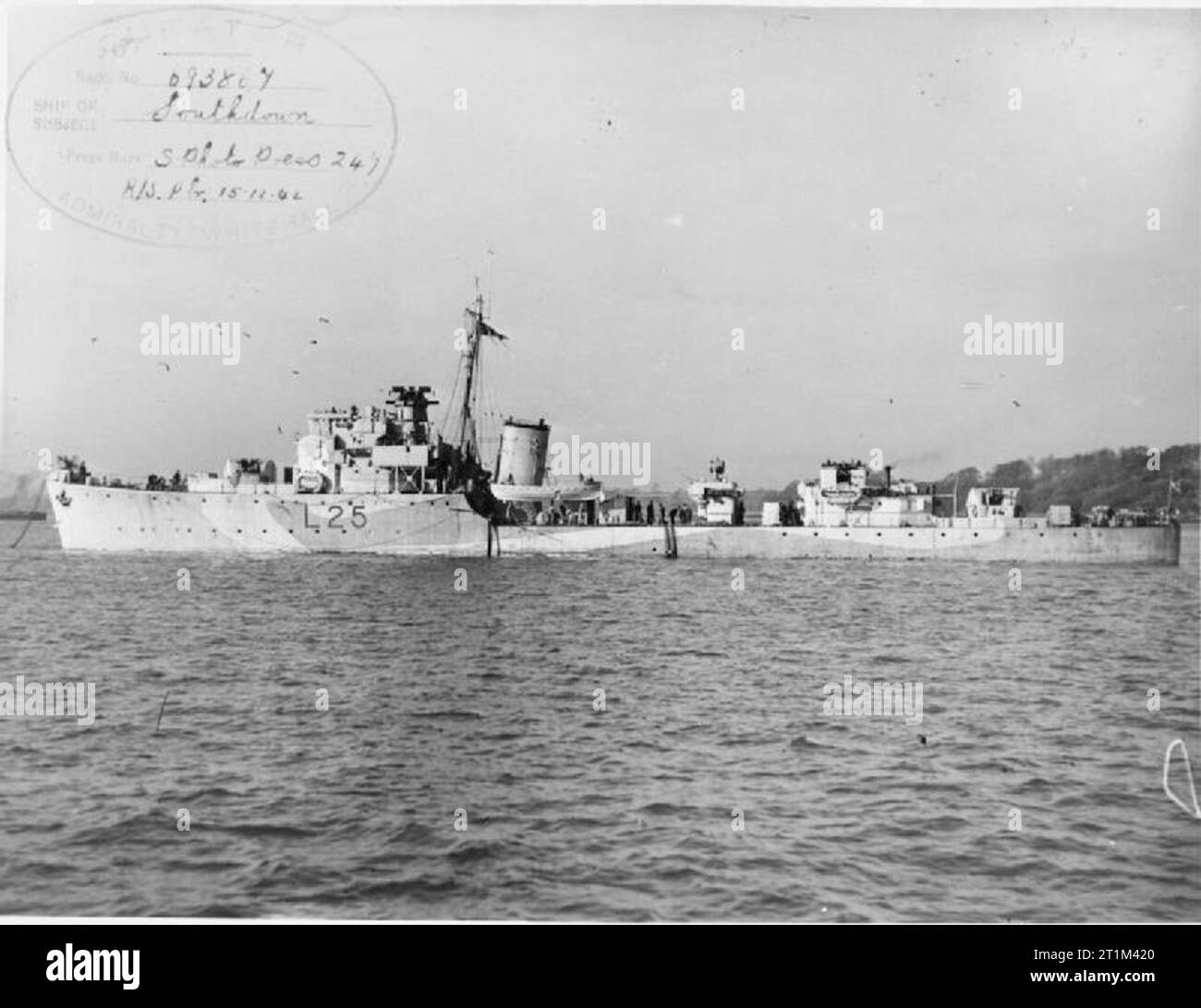 Hunt class destroyer HMS Southdown at a buoy Stock Photo - Alamy