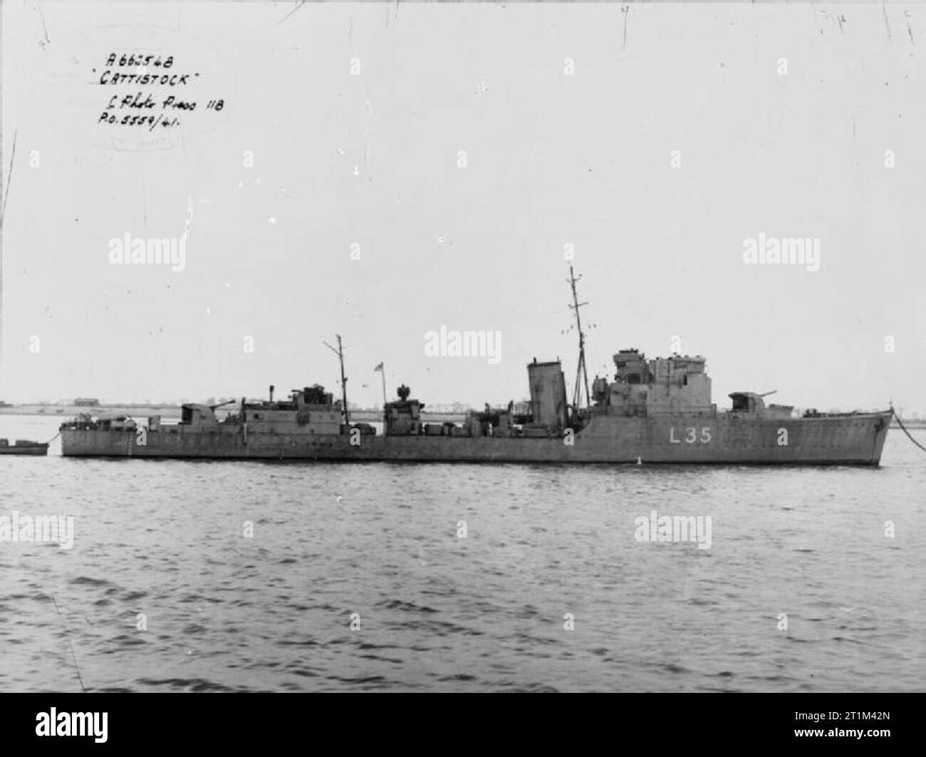 British Hunt class destroyer HMS Cattistock Stock Photo - Alamy