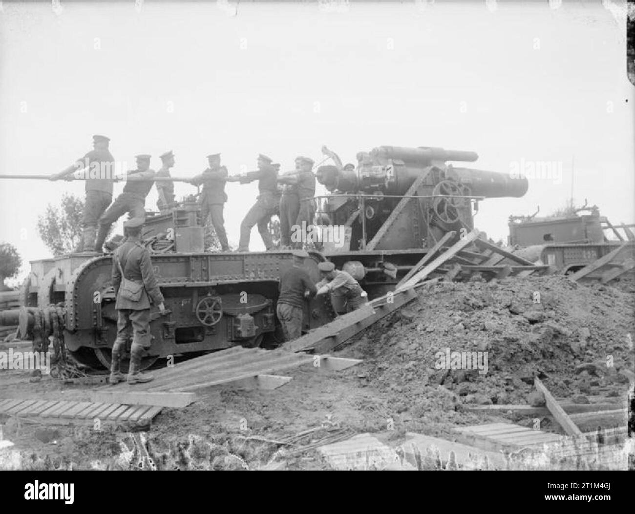 12 inch railway howitzer Dickebusch 14061916 Stock Photo - Alamy