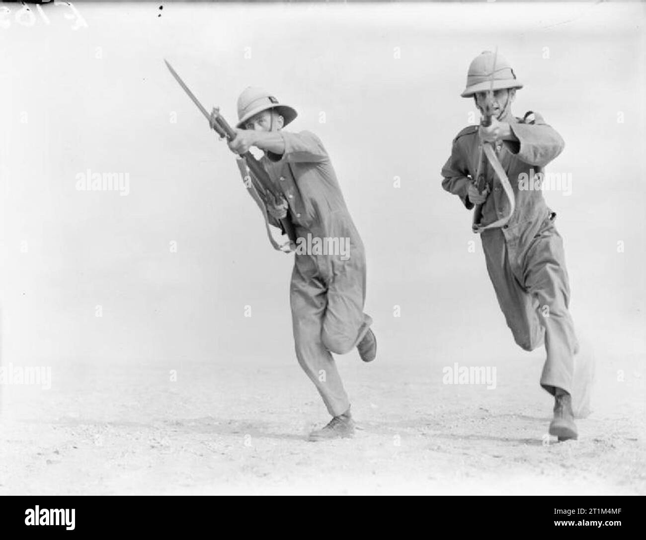 The British Army in North Africa 1940 Infantry charging with fixed ...
