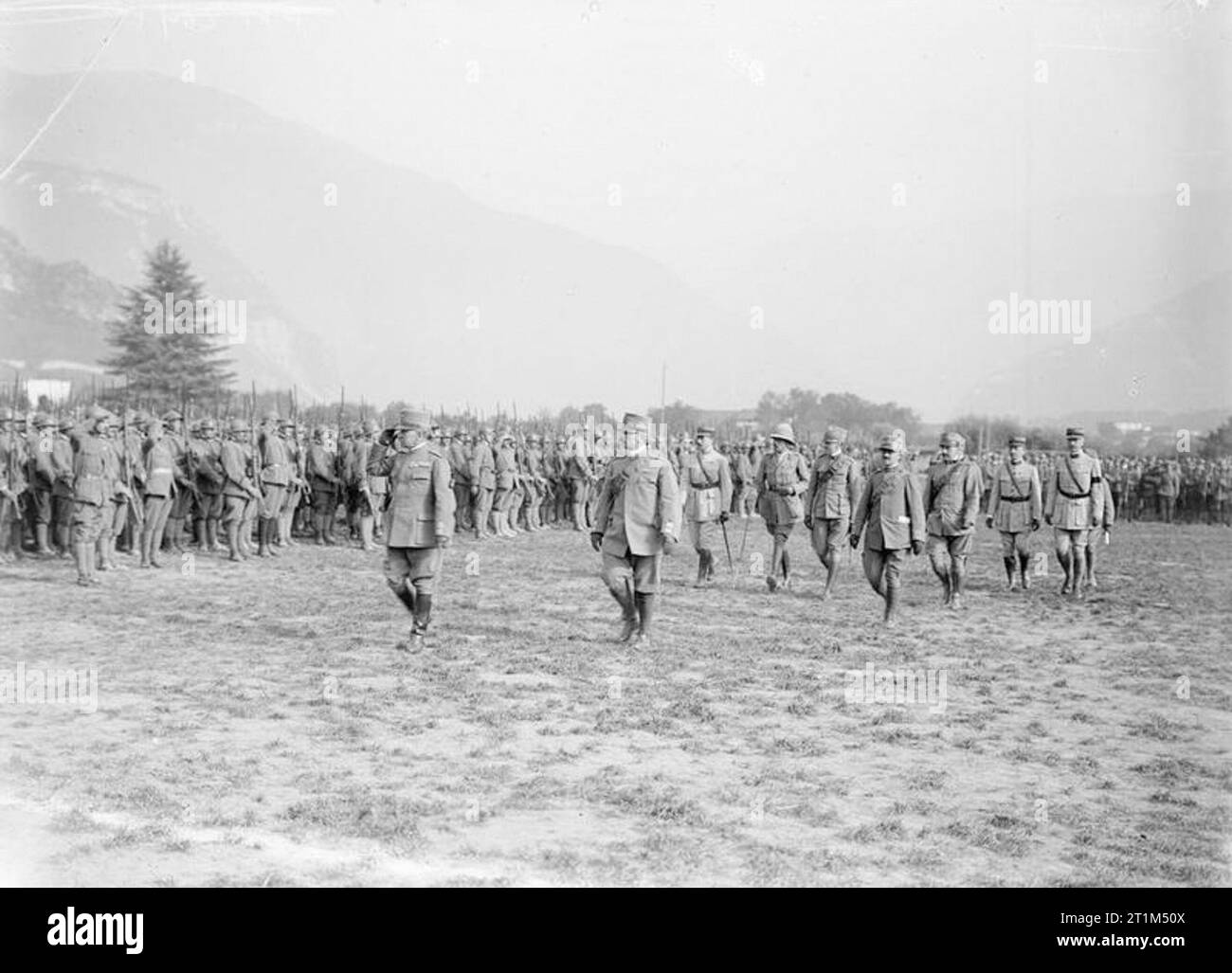Ministry of Information First World War Official Collection An Army ...