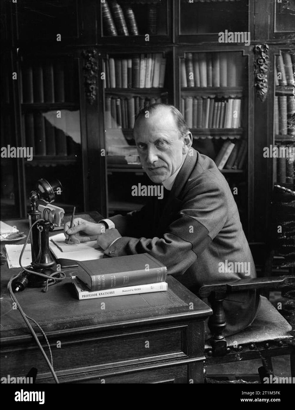 Ministry of Information First World War Official Collection Mr J L ...