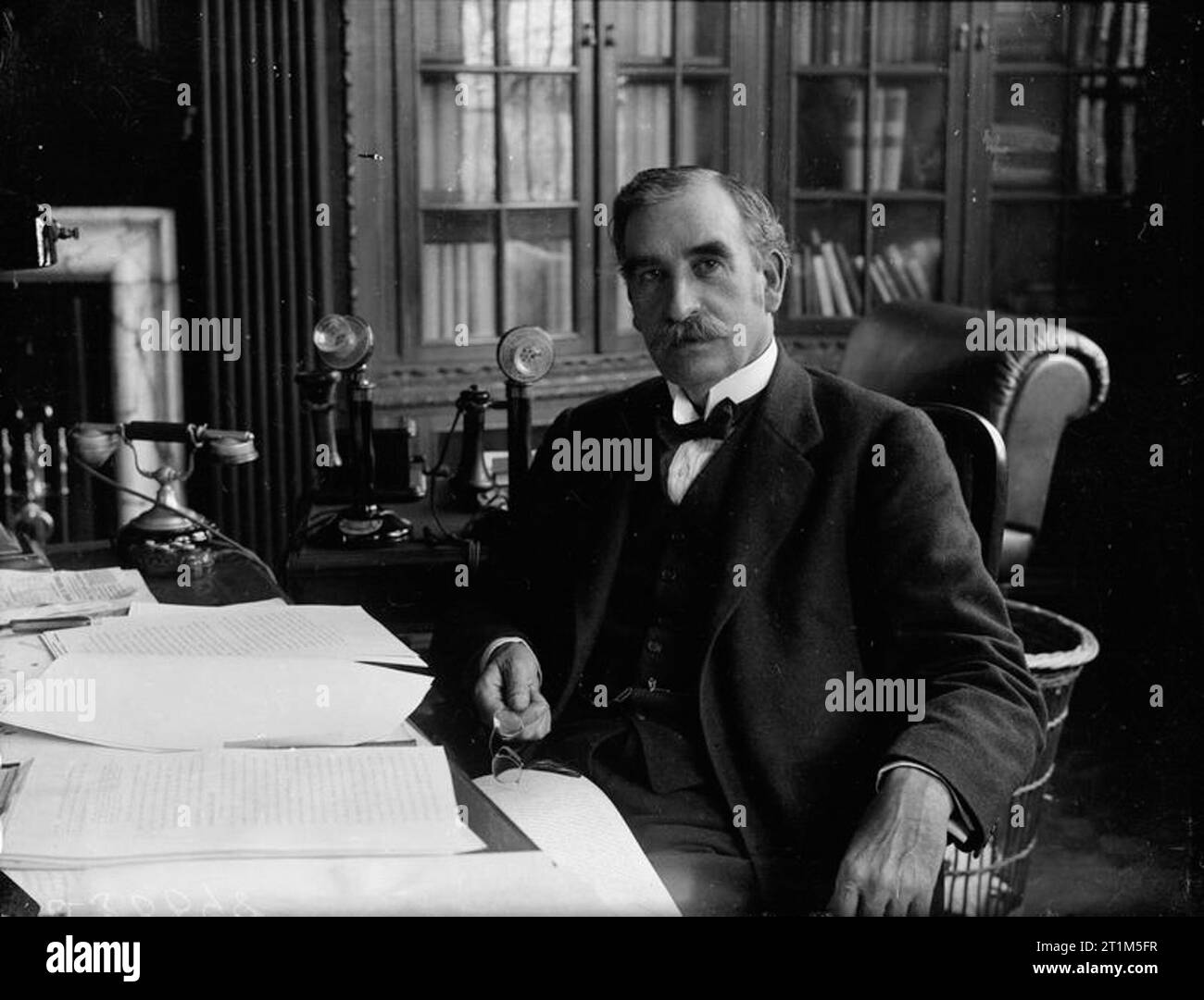 Ministry of Information First World War Official Collection Robert ...