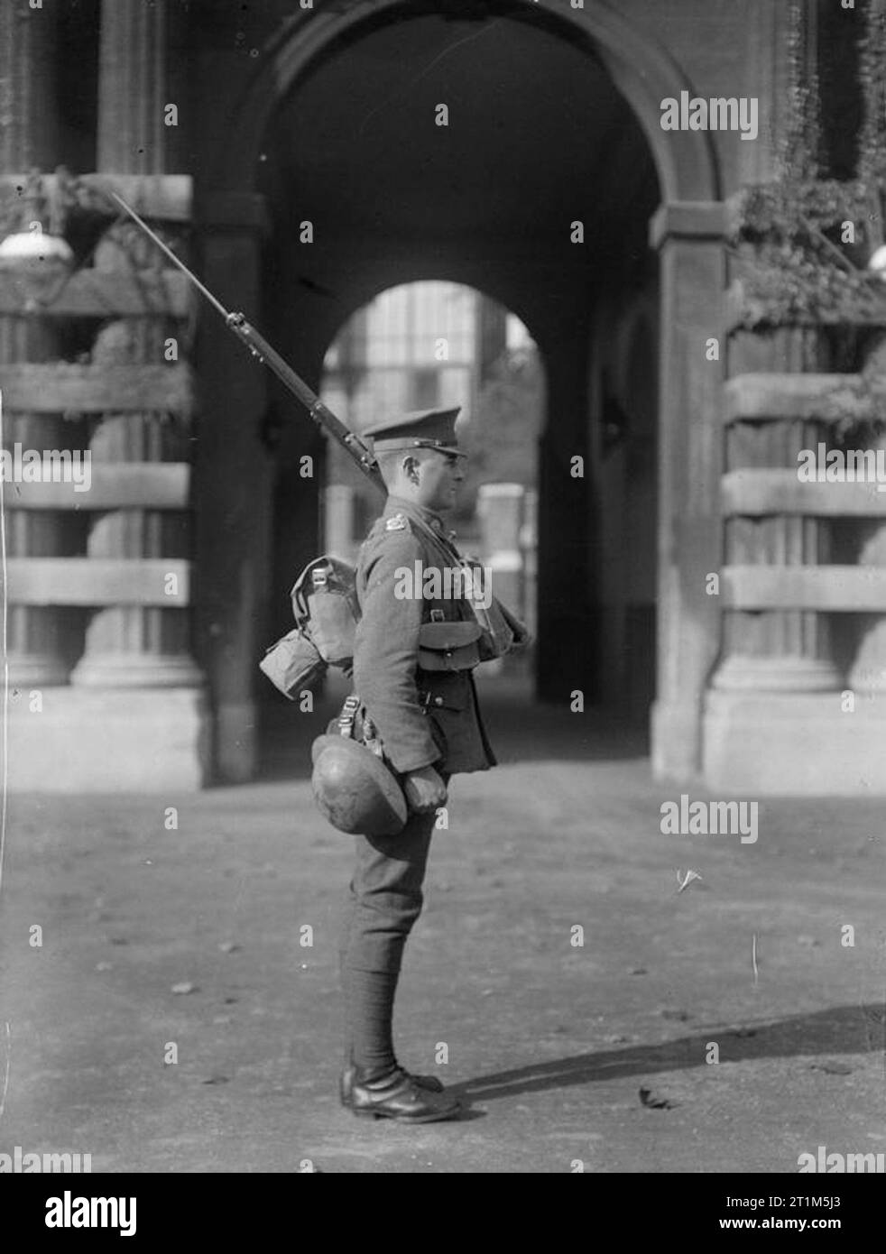 Ministry of Information First World War Official Collection Private ...
