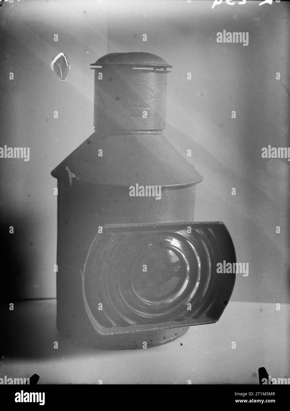 Ministry of Information First World War Official Collection Signalling ...