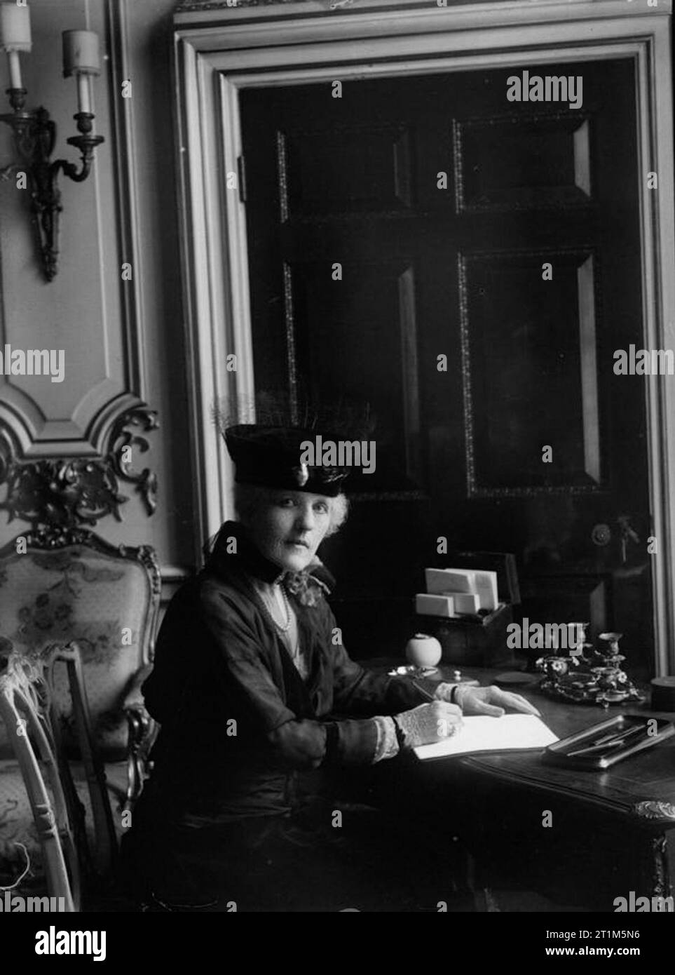 Ministry of Information First World War Official Collection Mrs House ...