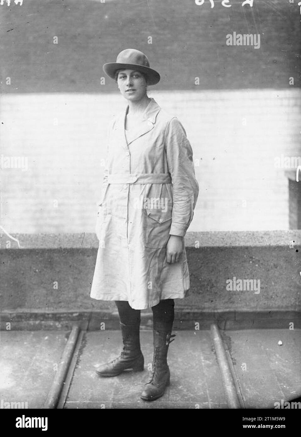 Ministry of Information First World War Official Collection Type of ...