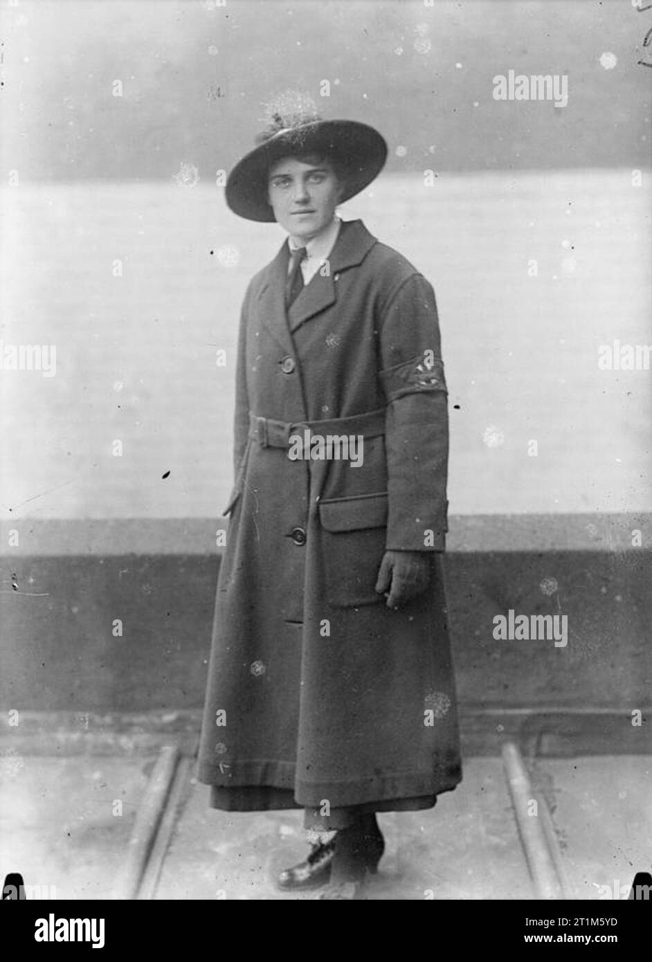 Ministry of Information First World War Official Collection Type of ...