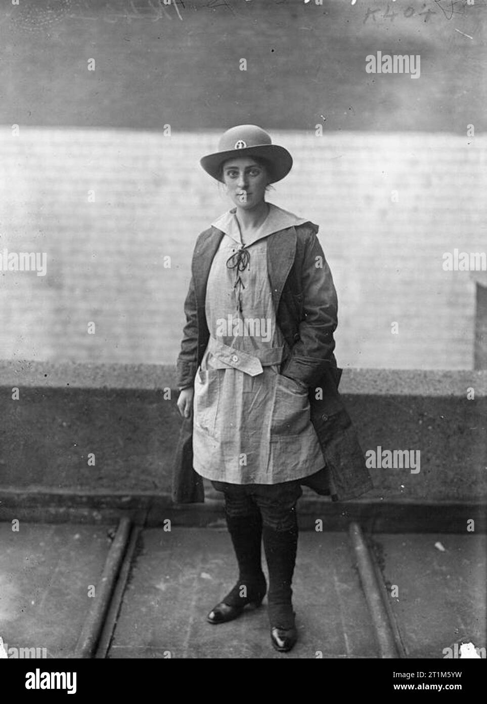 Ministry of Information First World War Official Collection Type of ...