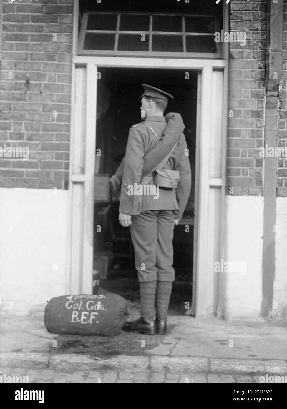 Ministry of Information First World War Official Collection Trooper ...