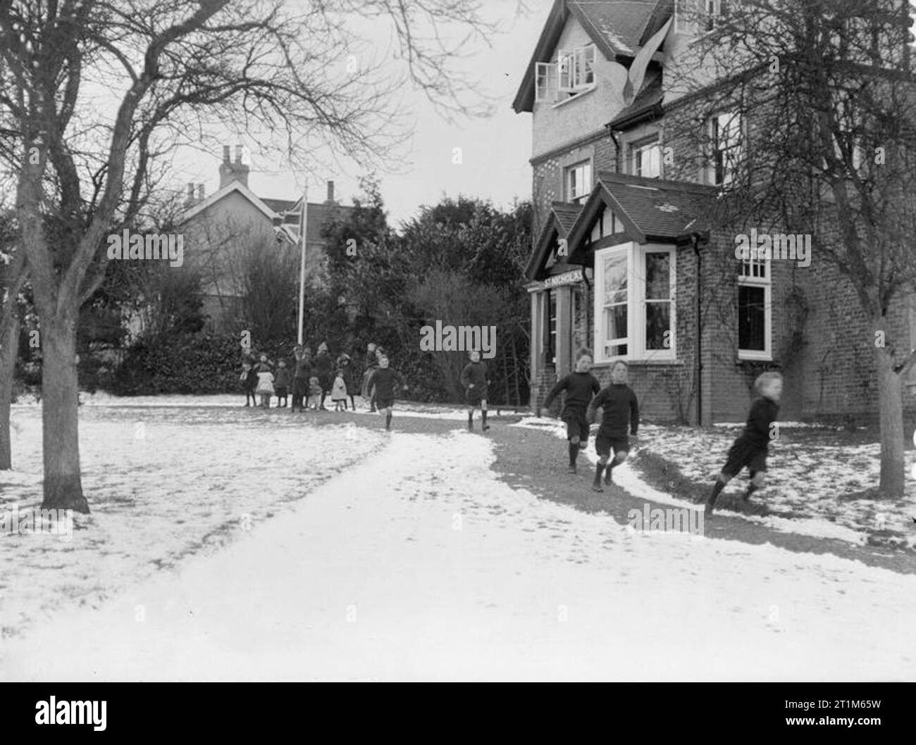 Ministry of Information First World War Official Collection The St ...