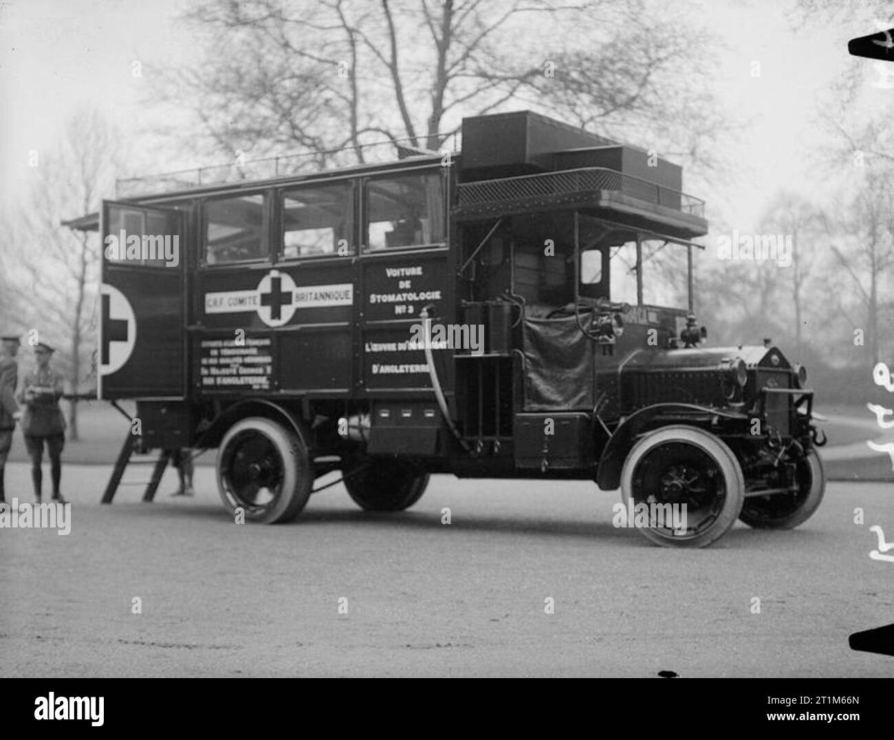 Ministry of Information First World War Official Collection The motor ...