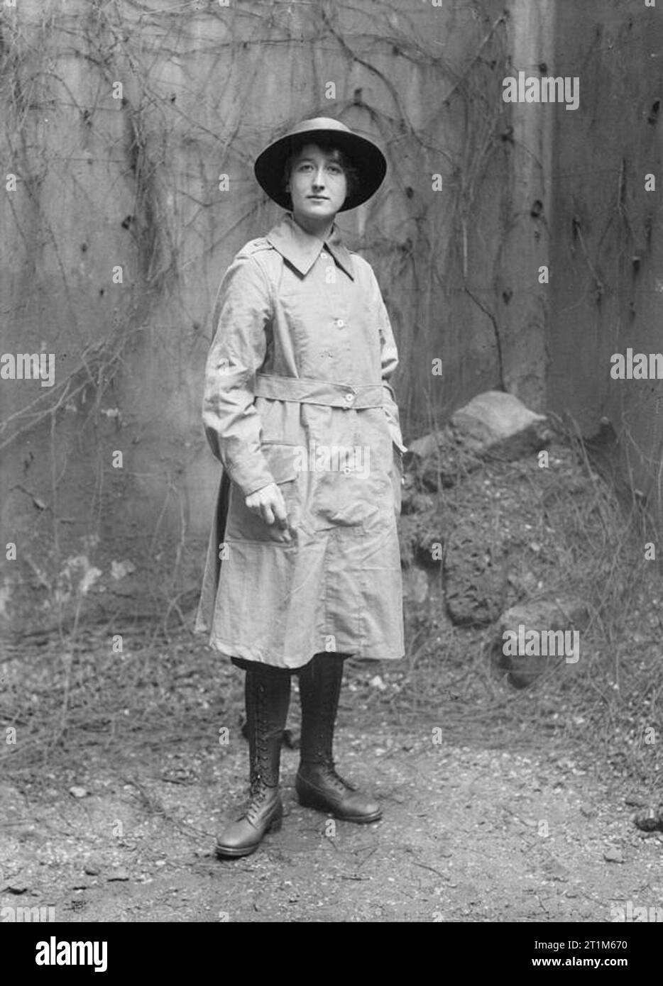 Ministry of Information First World War Official Collection Type of ...