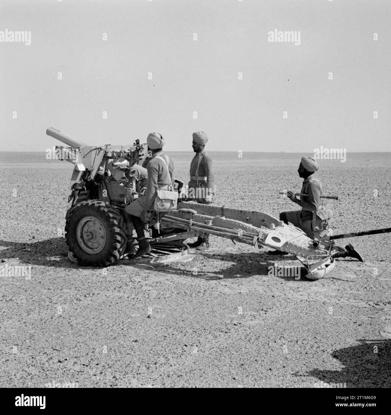 25 pounder british army north africa Black and White Stock Photos ...