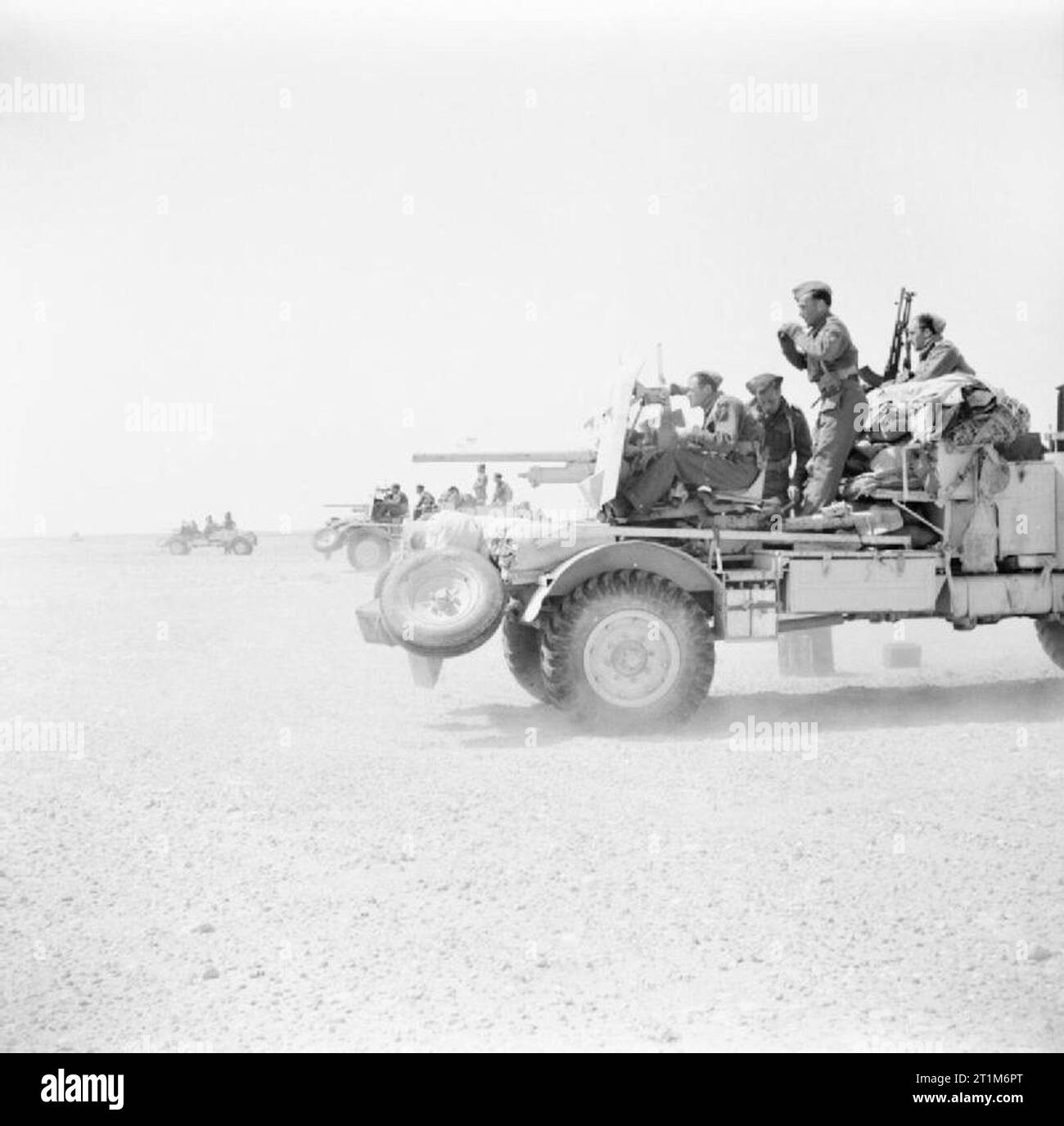 The British Army in North Africa 1942 Lorry-mounted 2-pdr anti-tank ...
