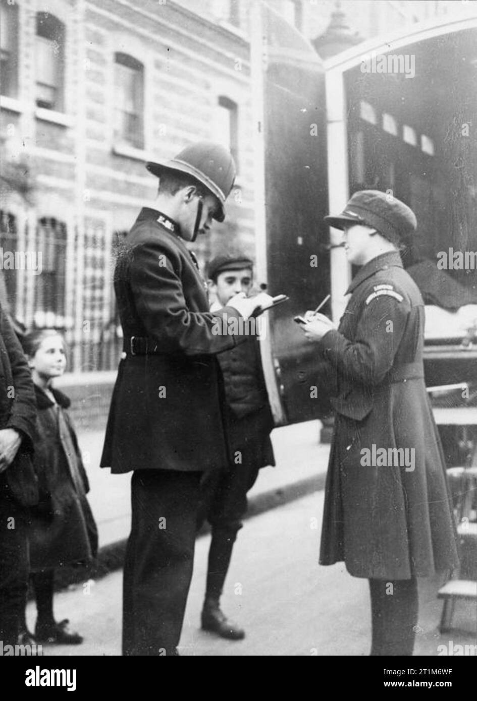 Ministry of Information First World War Official Collection London ...