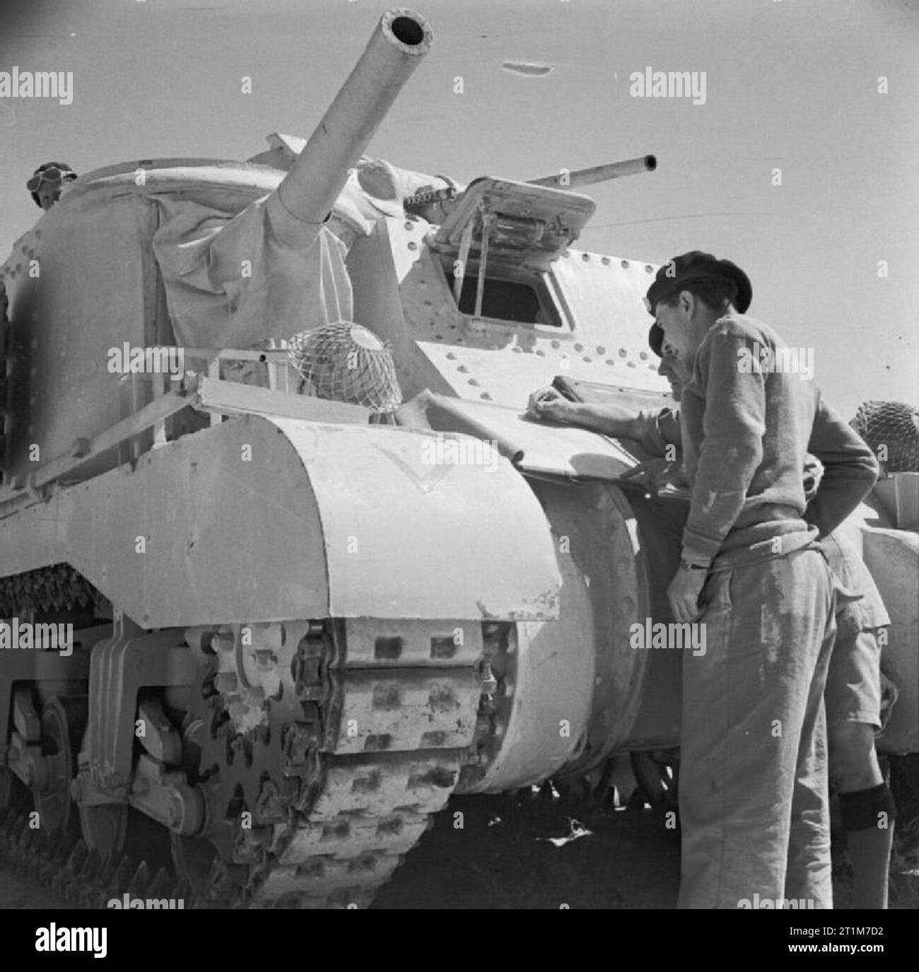 The British Army in North Africa 1942 Royal Tank Regiment officers ...