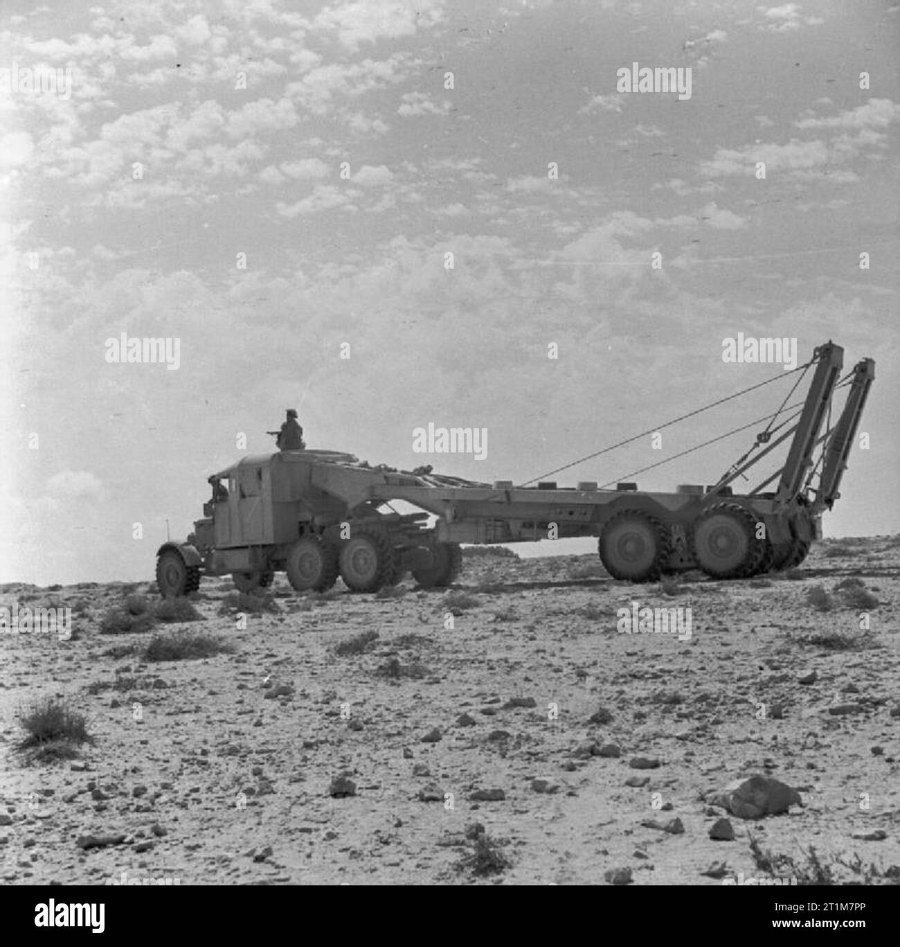 The British Army in North Africa 1942 A Scammell Pioneer tank ...