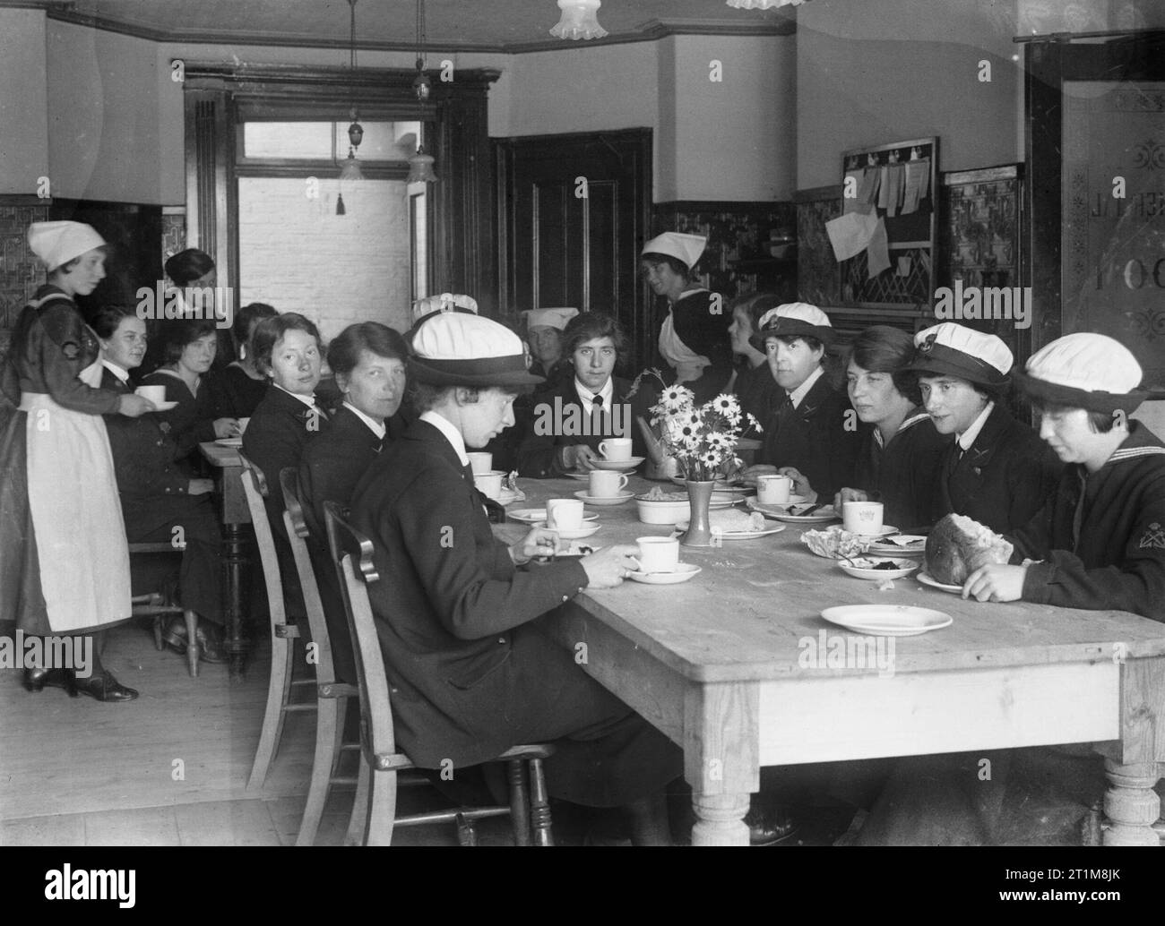 The Women's Royal Naval Service on the Home Front, 1917-1918 WRNS ...