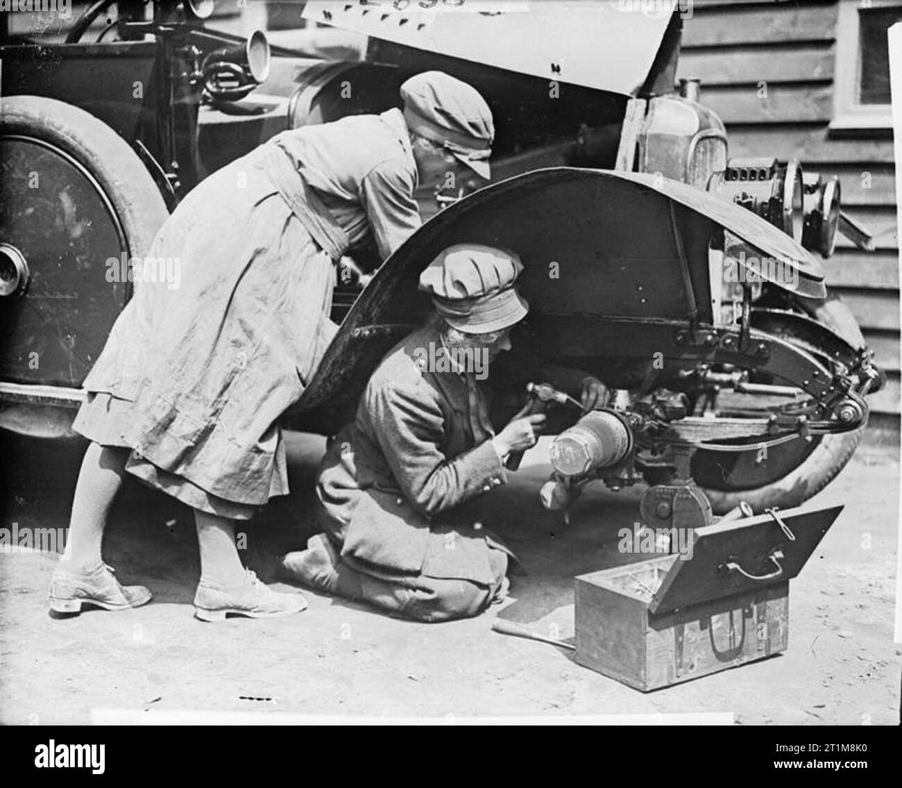 Women in the First World War Medicine: VAD (Voluntary Aid Detachment ...
