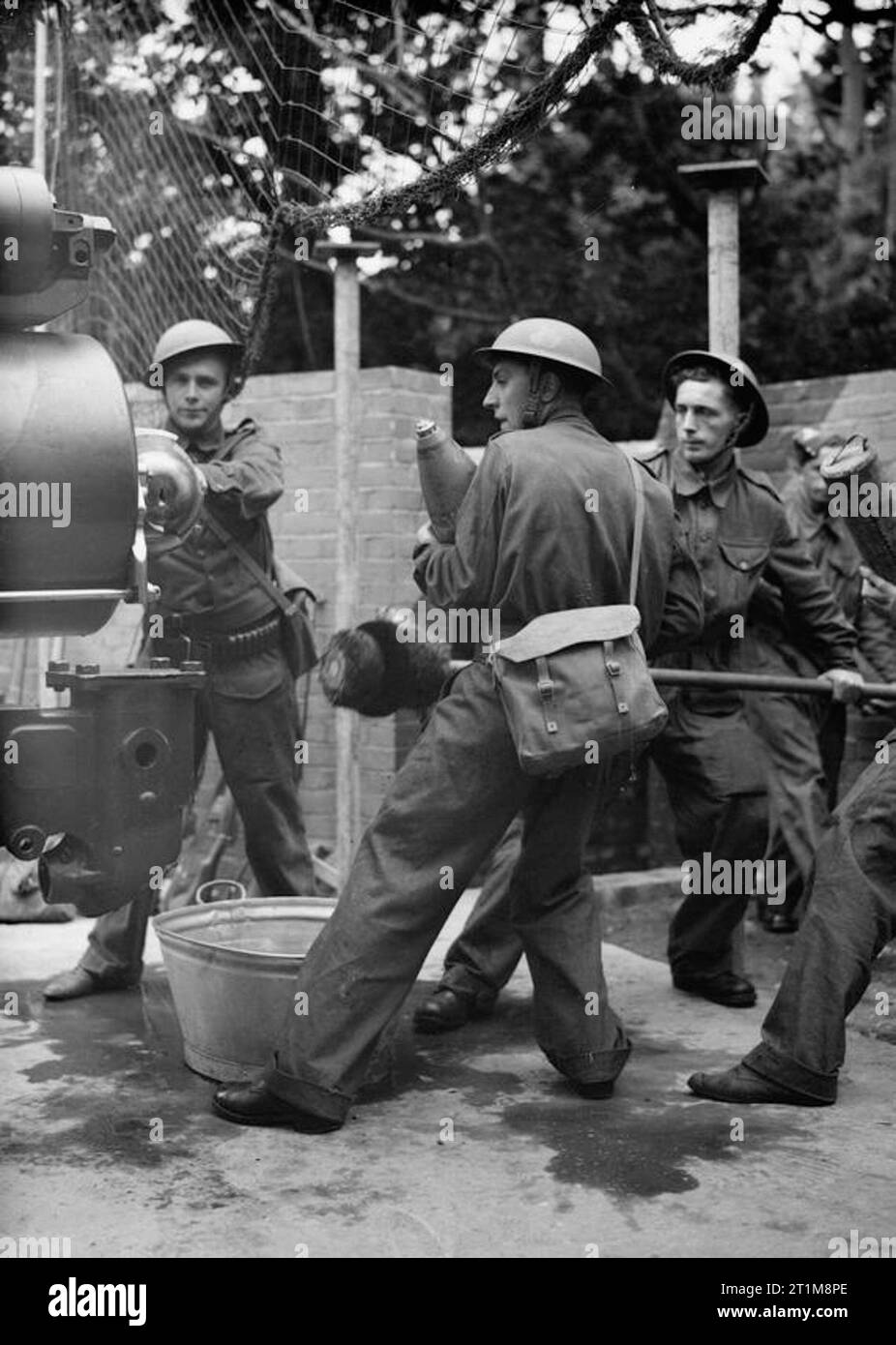 Anti-invasion Defences in Britain during the Second World War A shell ...