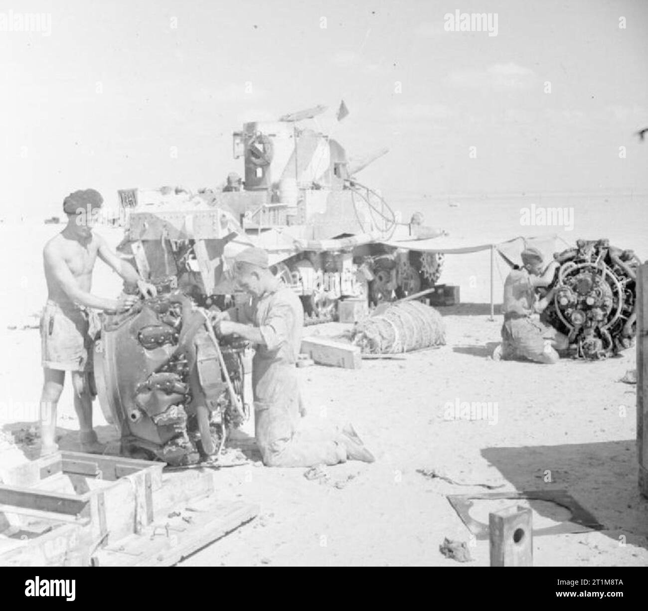 The British Army in North Africa 1942 A new engine is made ready for ...